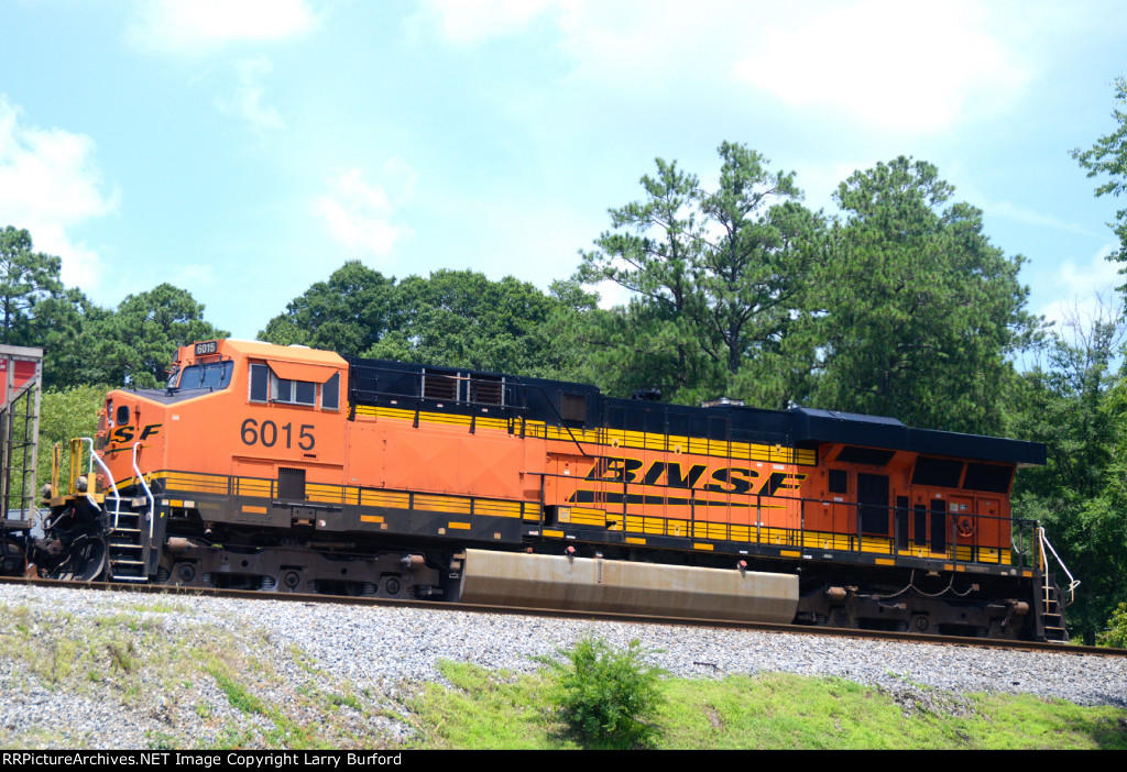 BNSF 6015